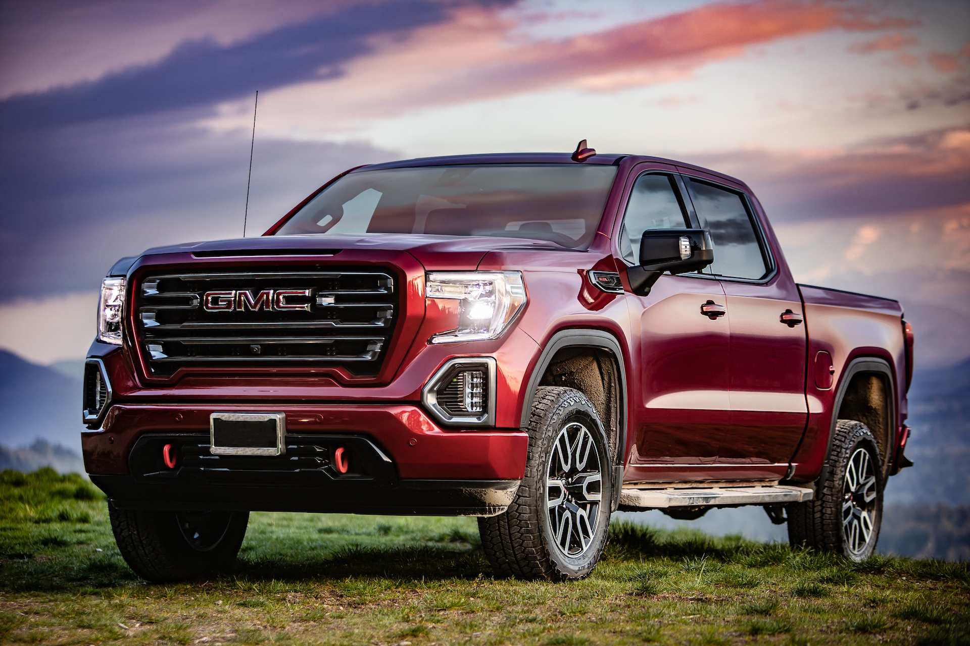 Commercial | Hero Creative